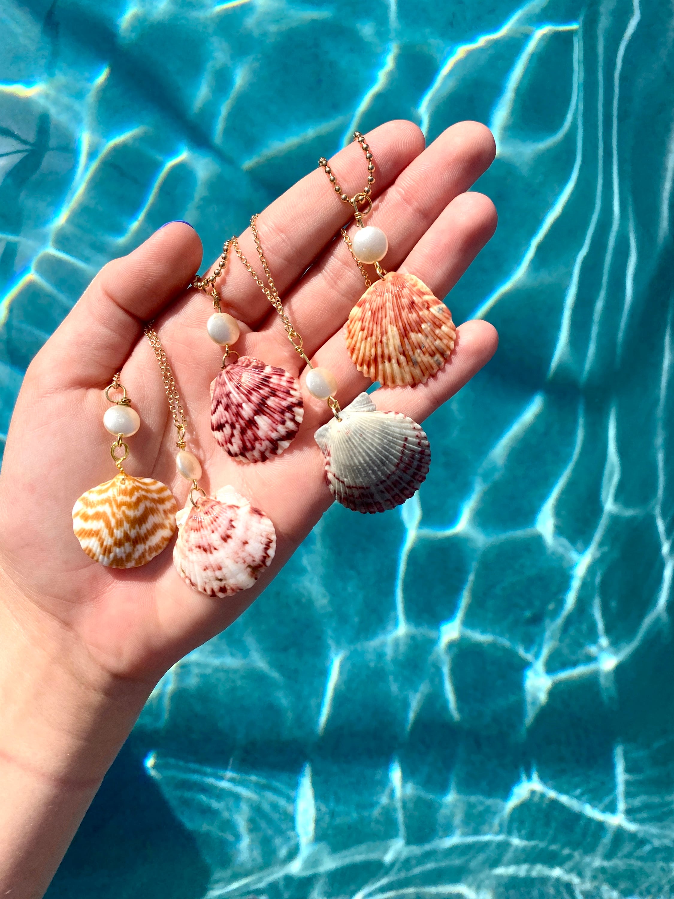 Gold Sea Shell Necklace - Etsy