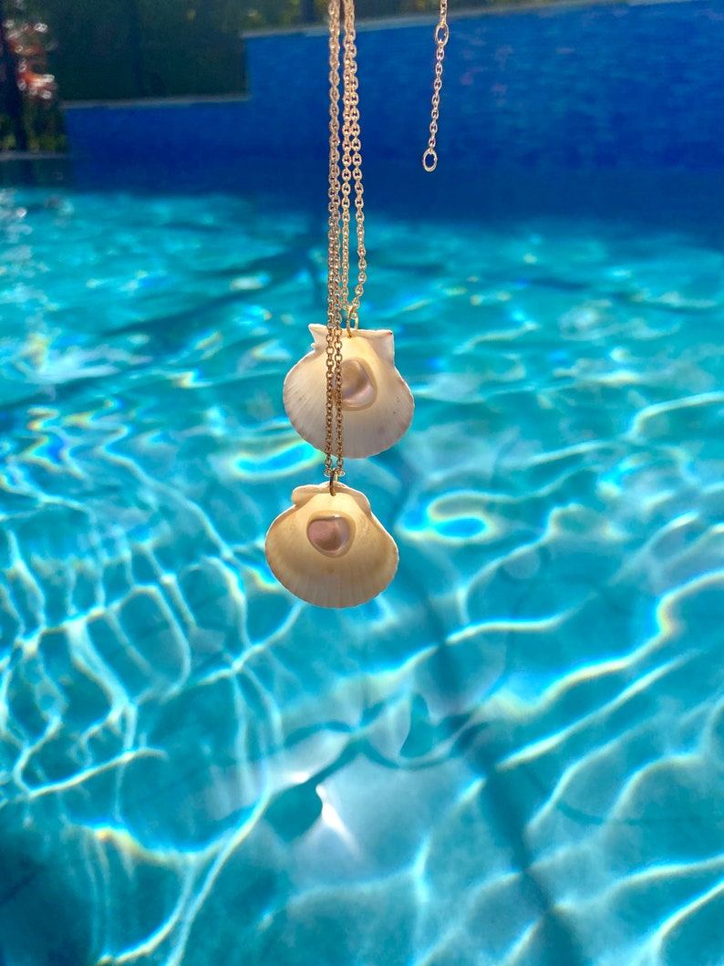 Gold Sea Shell Necklace - Etsy