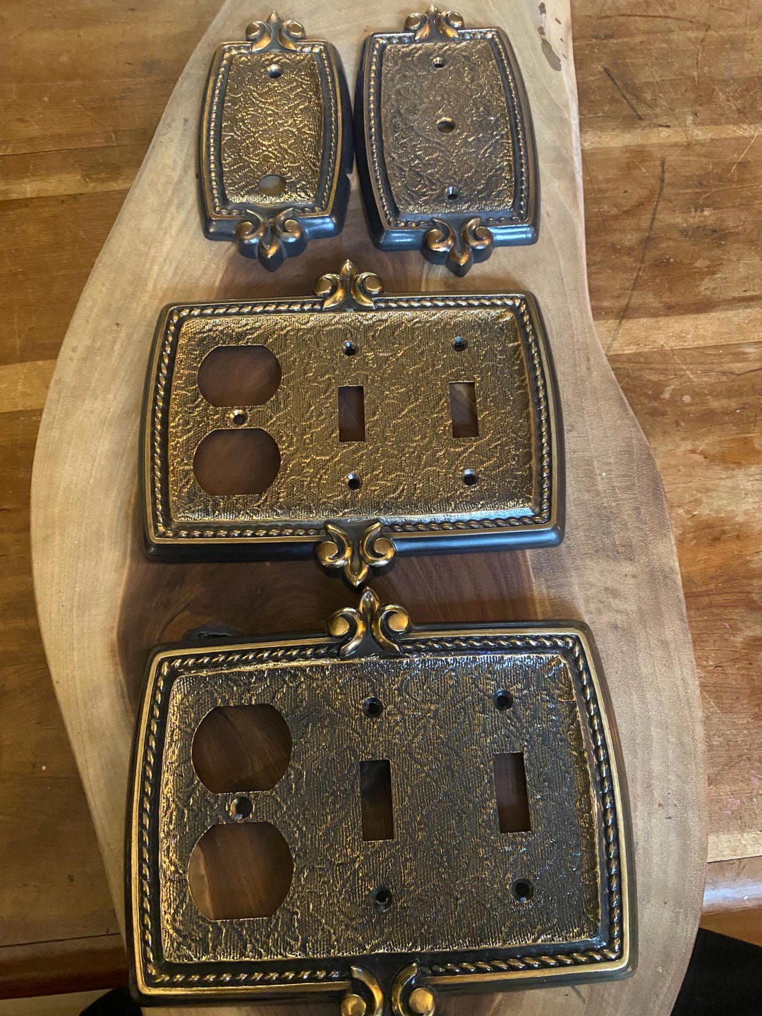 Vintage Solid Brass Switch Plate Covers – Set of 6 – Fleur-de-lys ...