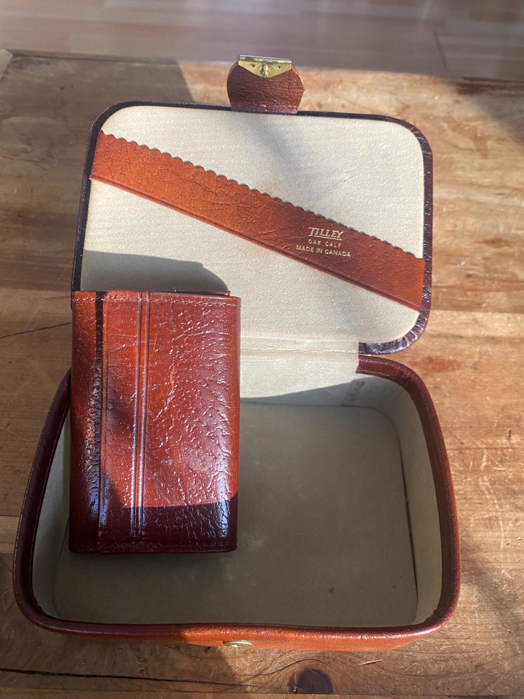 Vintage Tilley Leather Case and Key Wallet - Oak Calf - Made in Canada ...