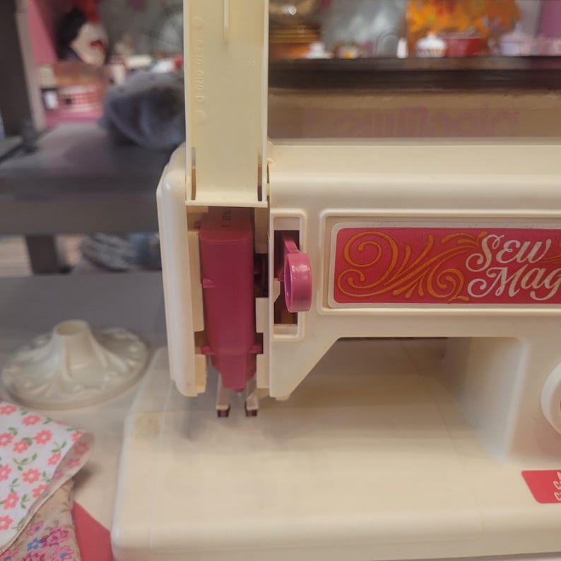 1970s Mattel Sew Magic Barbie Fashion Set – Working Vintage Battery ...
