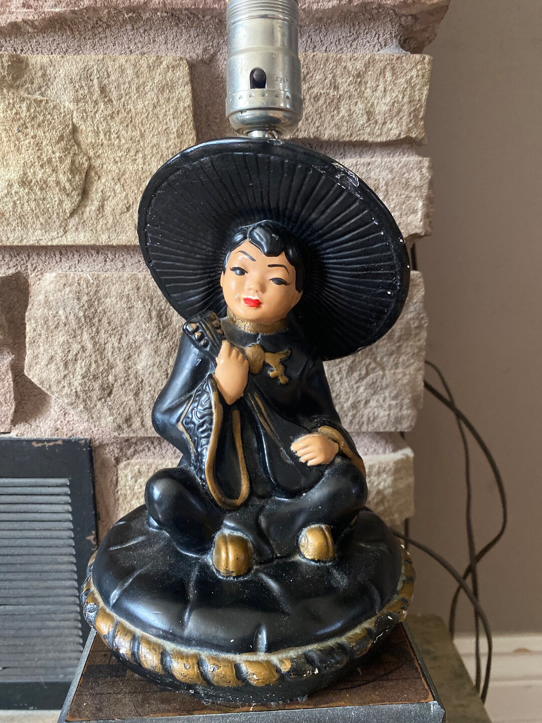 Vintage 1950’s Chalkware Chinese Lady With Guitar Lamp No Shade - Etsy