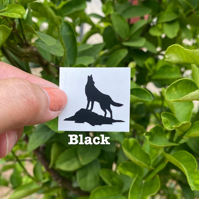 Howling Wolf Decal - Etsy