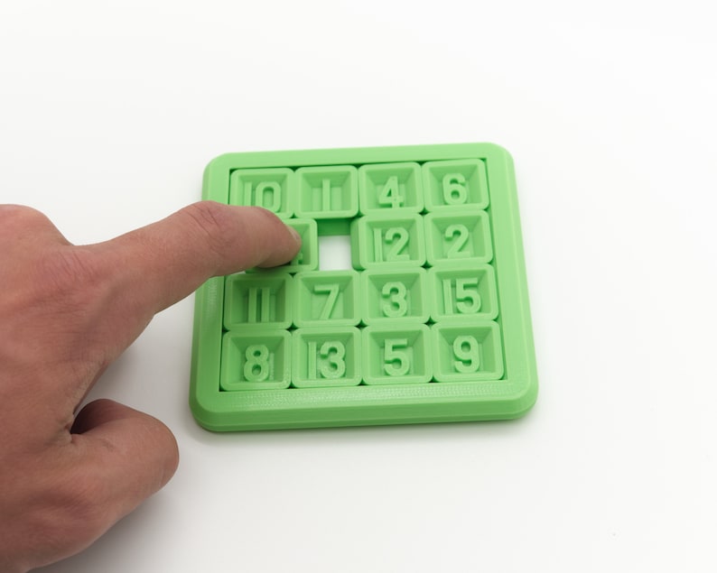 4x4 Sliding Number Puzzle - (15 Puzzle, Gem Puzzle, Boss Puzzle, Game ...
