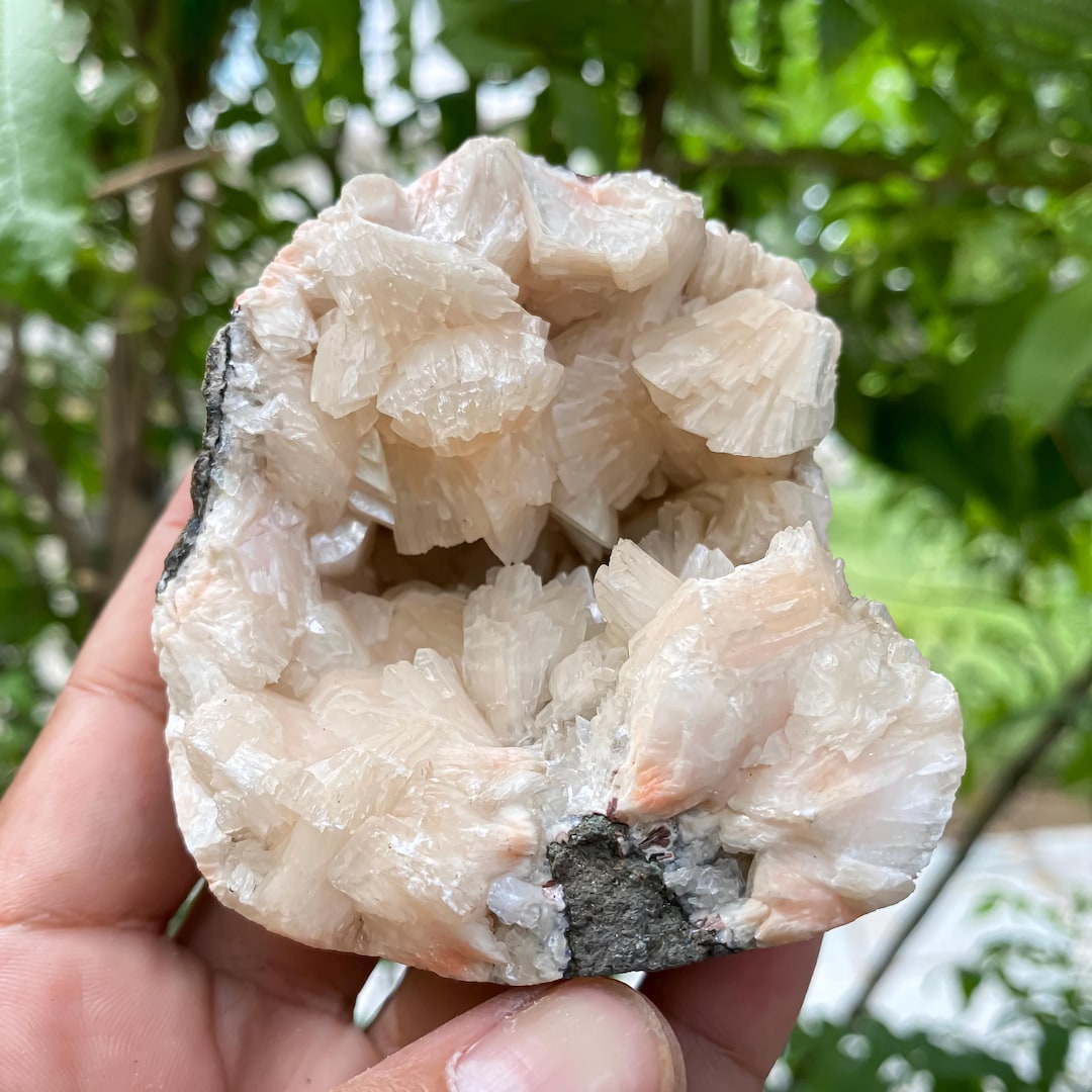 Healing Crystal Geode – 300gm Natural Stillbite Apophyllite Rough ...
