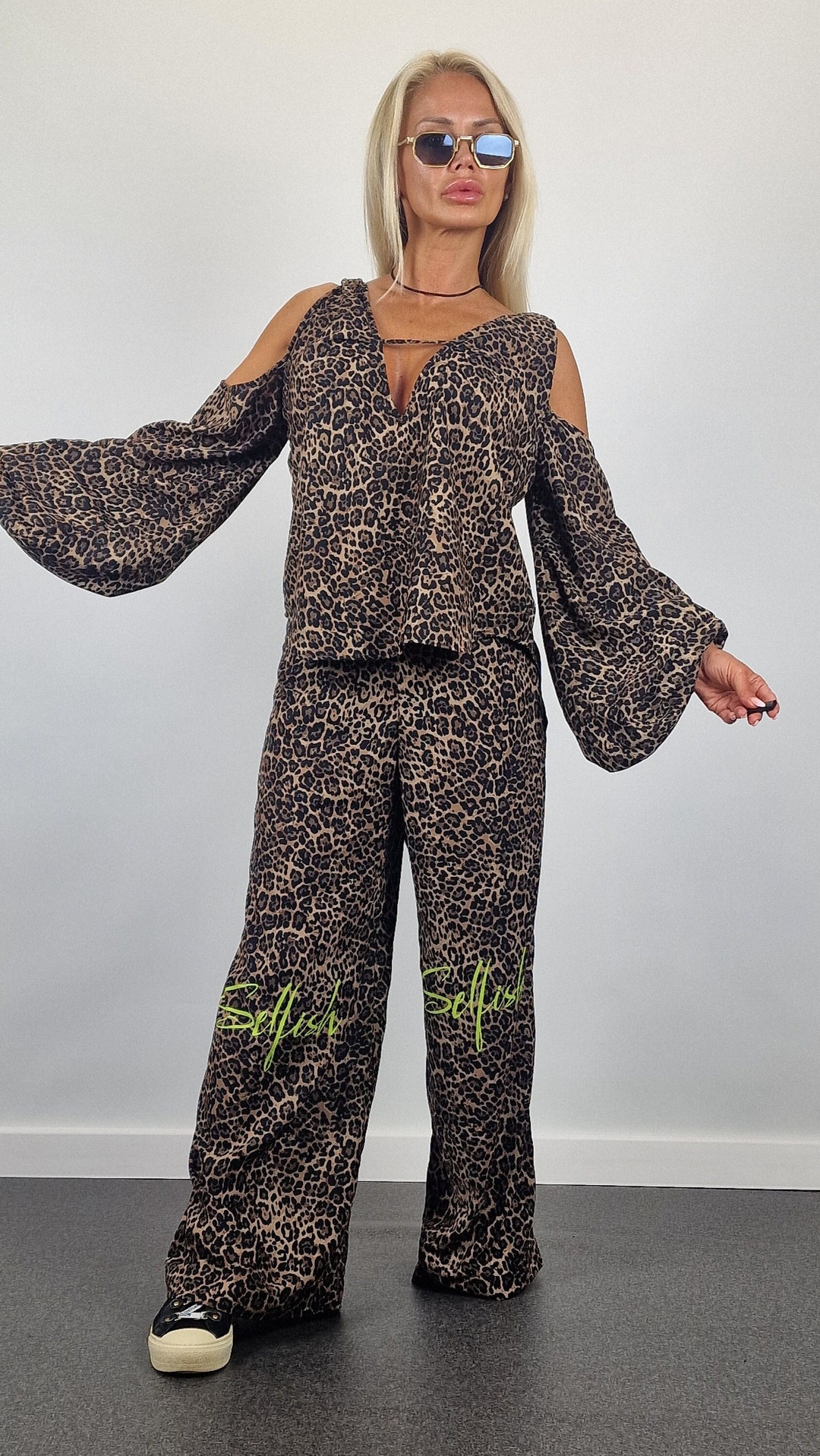 Extravagant Women Set, Summer Set, Low Waste Loose Pants, Deep V Blouse ...