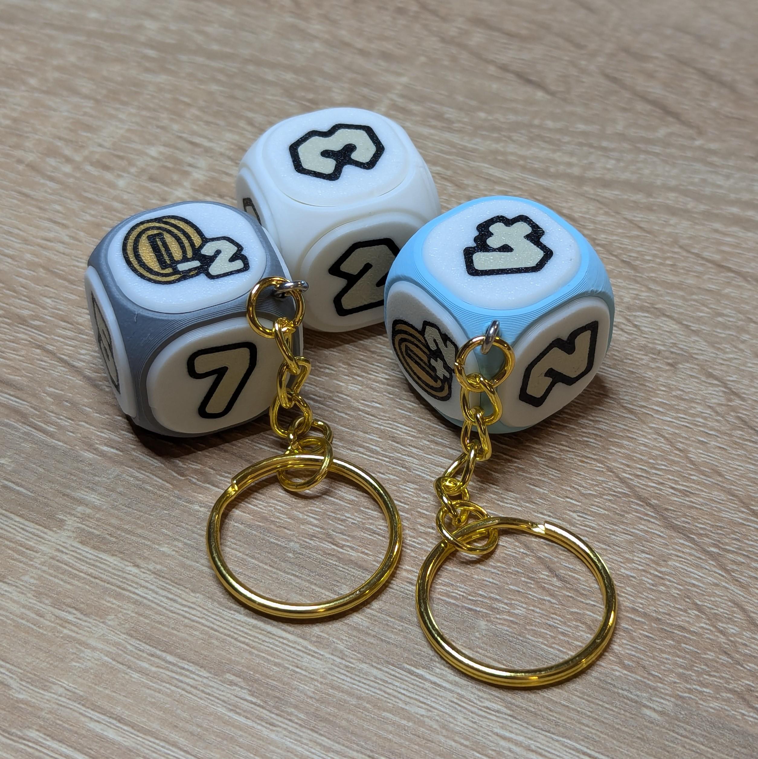 Retro Game Dice Keychain – Nostalgic Video Accessory, Board Dice Bag ...
