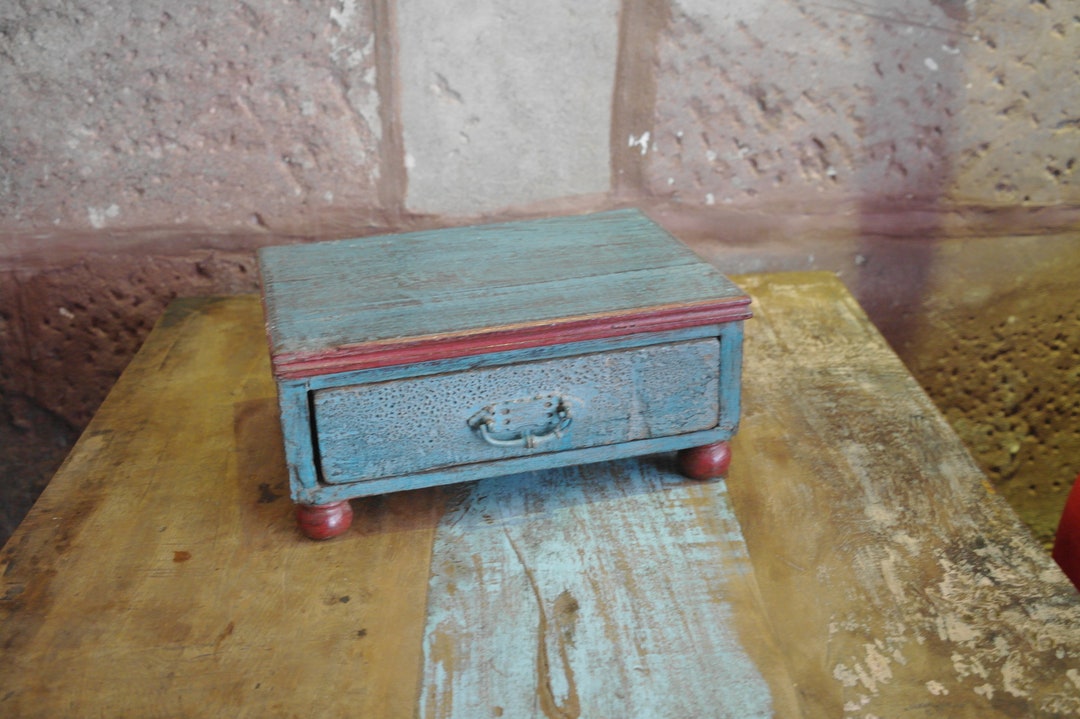 Antique Wooden Single Drawer Chest Box || Wooden Goldsmith Box ...