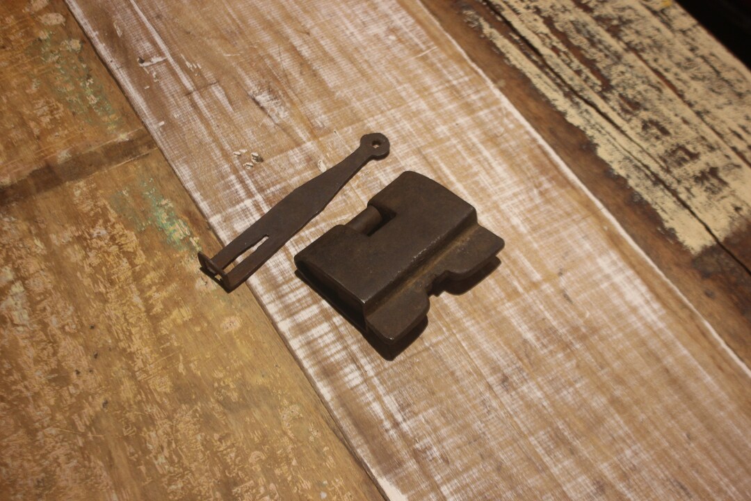 Antique Collectable Padlock Iron Lock Indian Handmade Lock With Key ...