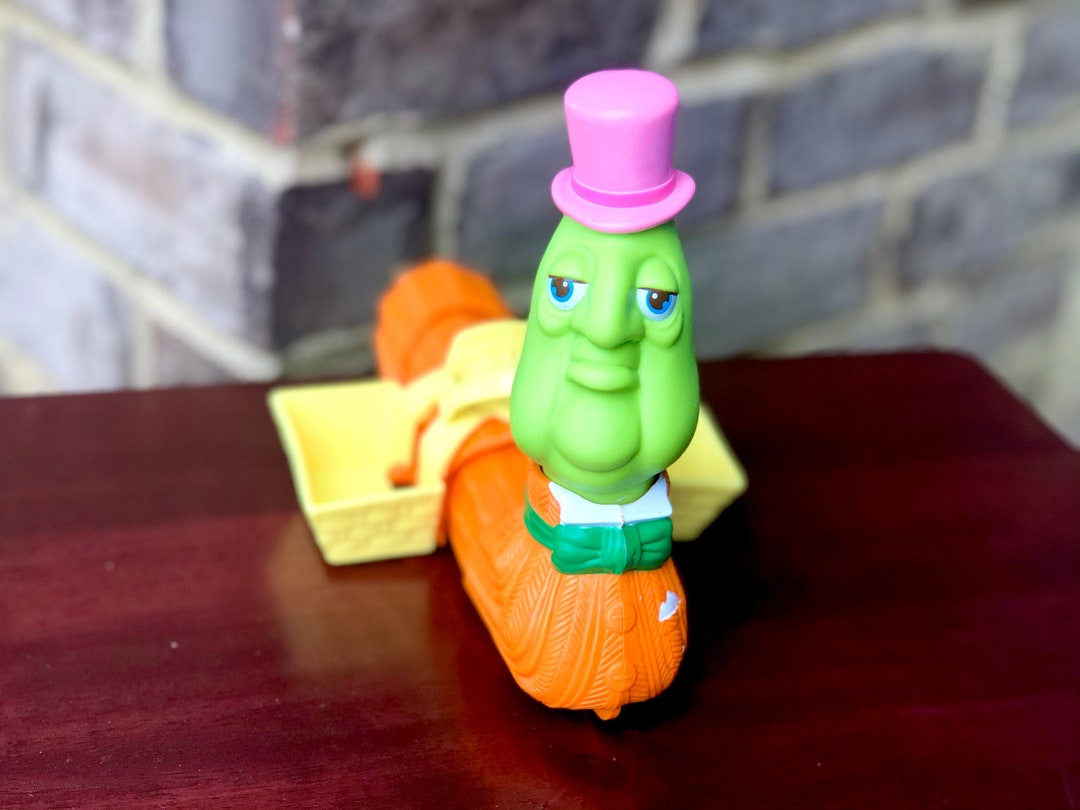 1980s Vintage Strawberry Shortcake Berry Merry Worm Toy Vehicle ...