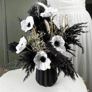 Boho Table Top Arrangement - Black and White - Pampas and Dried Flower ...