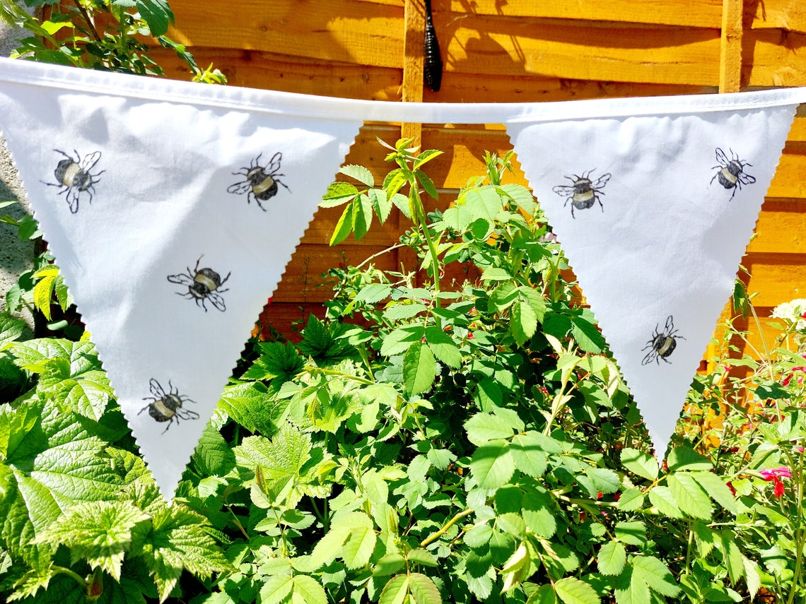 Hand Printed Linocut Bumble Bee Bunting Jubilee Garden Decor - Etsy UK