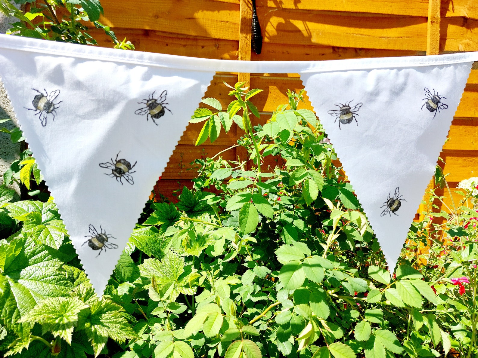 Hand Printed Linocut Bumble Bee Bunting Jubilee Garden Decor - Etsy UK