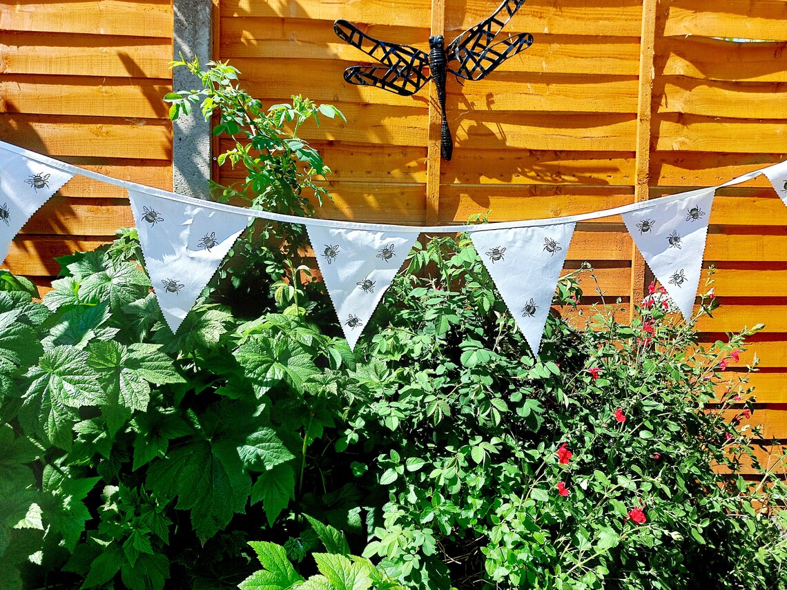 Hand Printed Linocut Bumble Bee Bunting Jubilee Garden Decor - Etsy UK