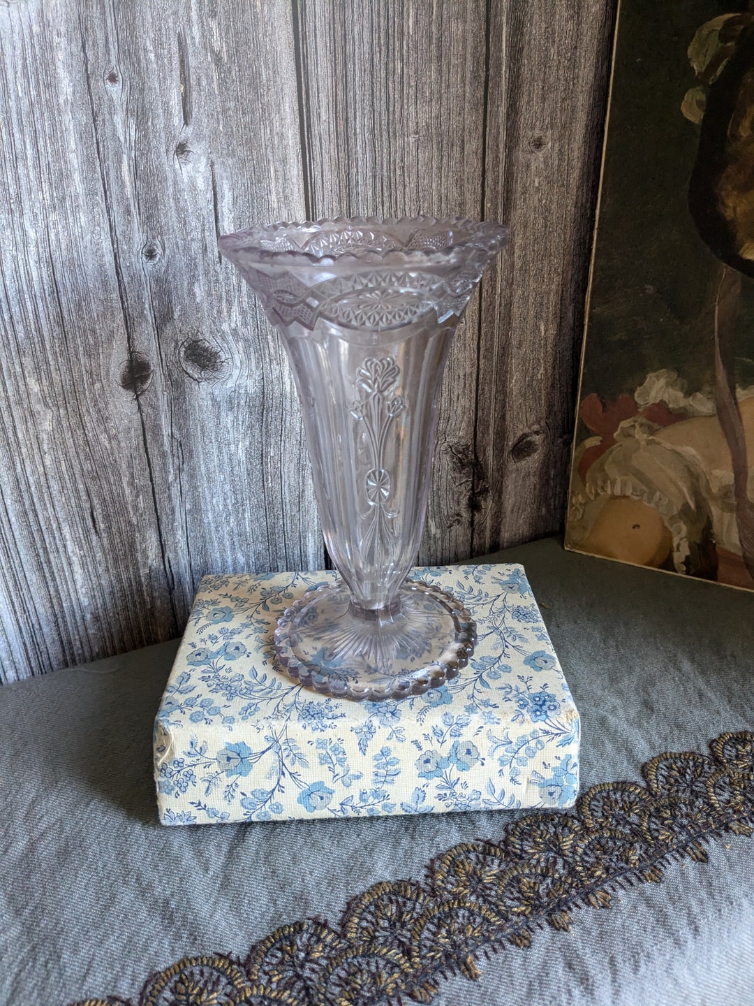 Vintage Pale Purple Depression Glass Trumpet Vase - Etsy
