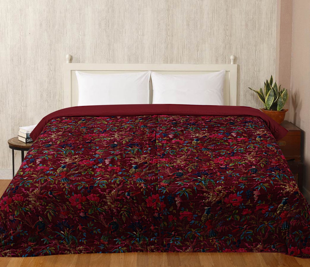 Birds of Paradise Maroon 250 GSM Velvet Quilt - Etsy