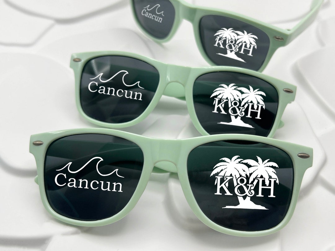 Personalized Custom Sunglasses Wedding Party Favors Gifts Guests in ...