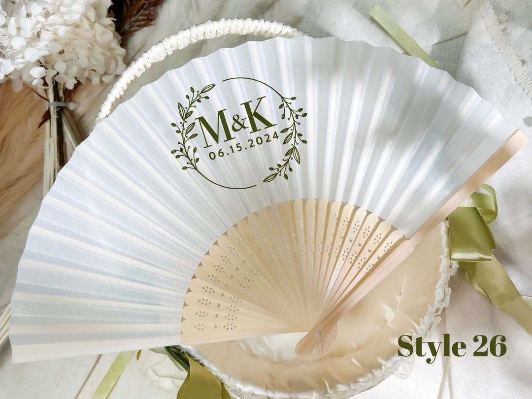 Personalized Hand Fans Printed Fabric White Fans Wedding Party Favors ...