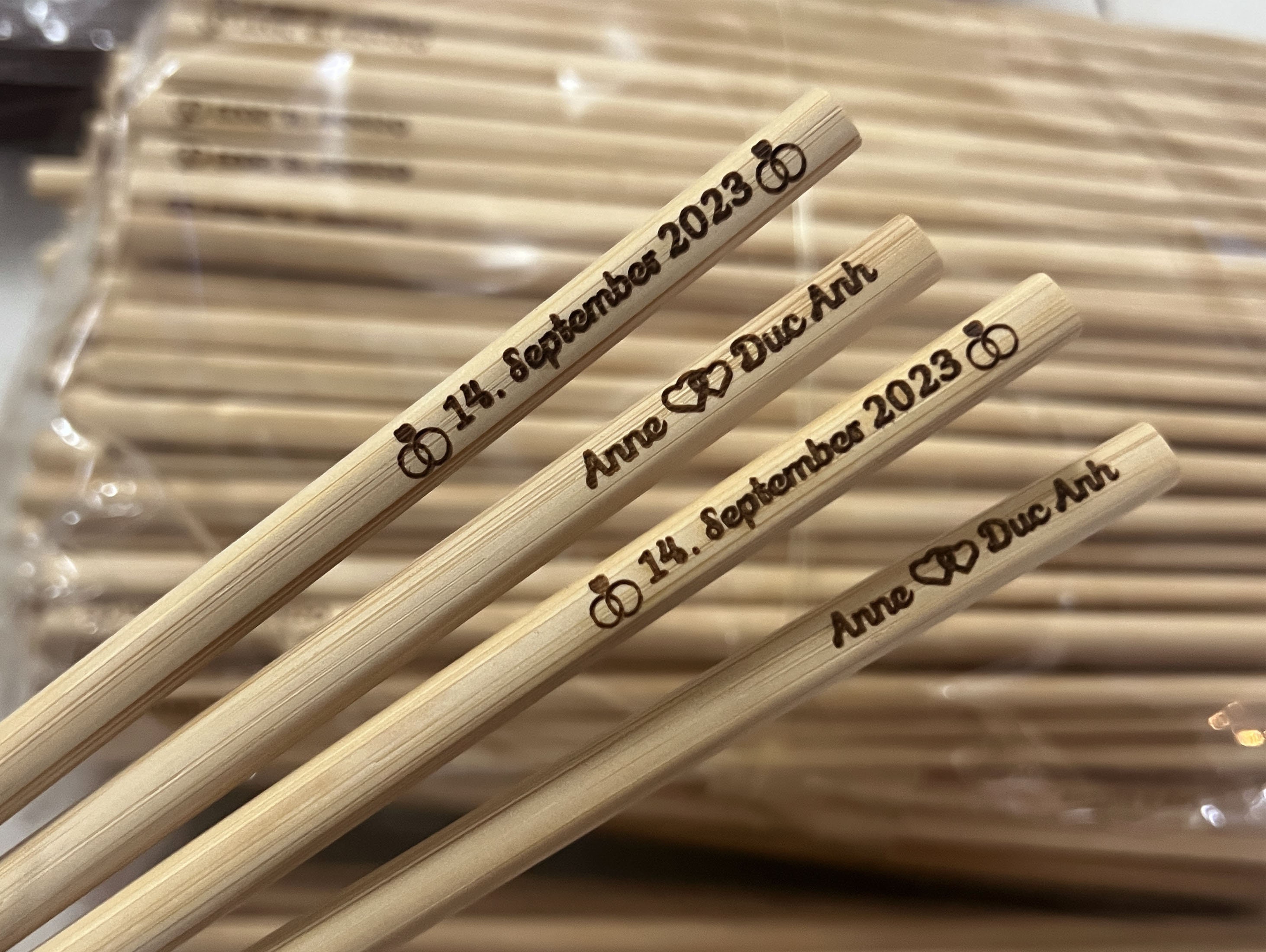 Personalized Engraved Chopsticks in Organza Bag Wedding Party Favors ...