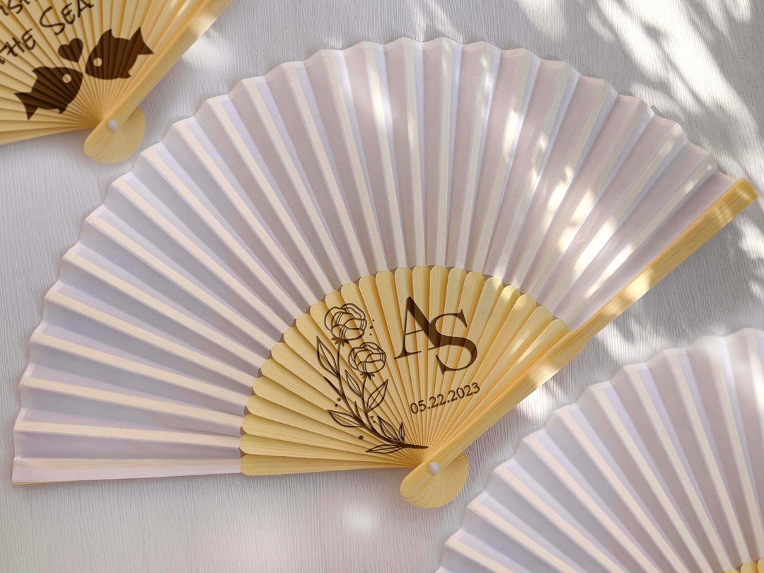 Personalized Custom White Fabric Fans Wedding Party Favors Gifts Guests ...