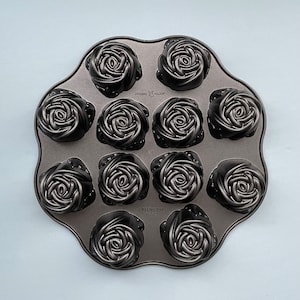 Vintage Nordic Ware Sweetheart Roses Cupcake Pan Heavy Cast Aluminum ...