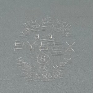 Vintage PYREX Pie Plate All Caps PYREX Scalloped Rim and Handles ...