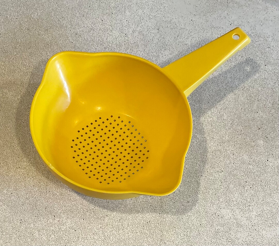 Vintage Tupperware Colander From the 1970's Yellow Tupperware a Classic ...