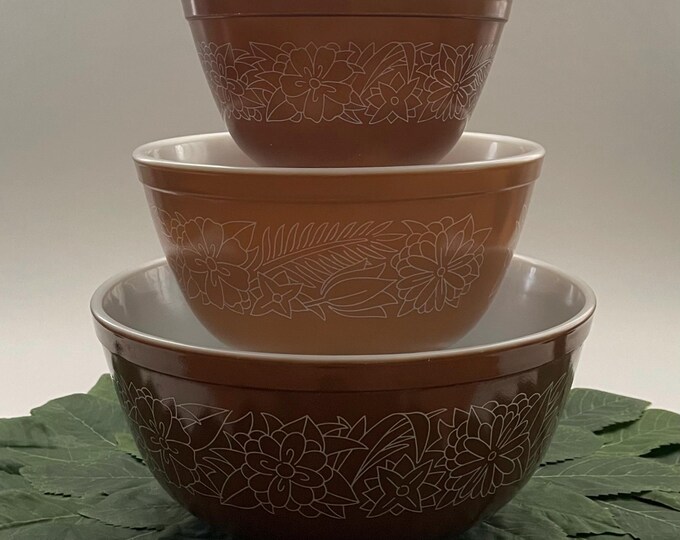 3 Vintage Pyrex Woodland Mixing Bowls Brown With White Flower Print ...