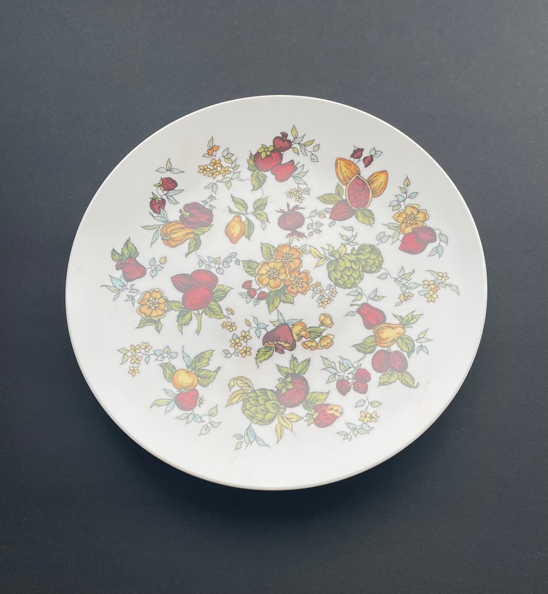 3 Vintage Plates Melamine Plates With Strawberries Mushrooms and Yellow ...