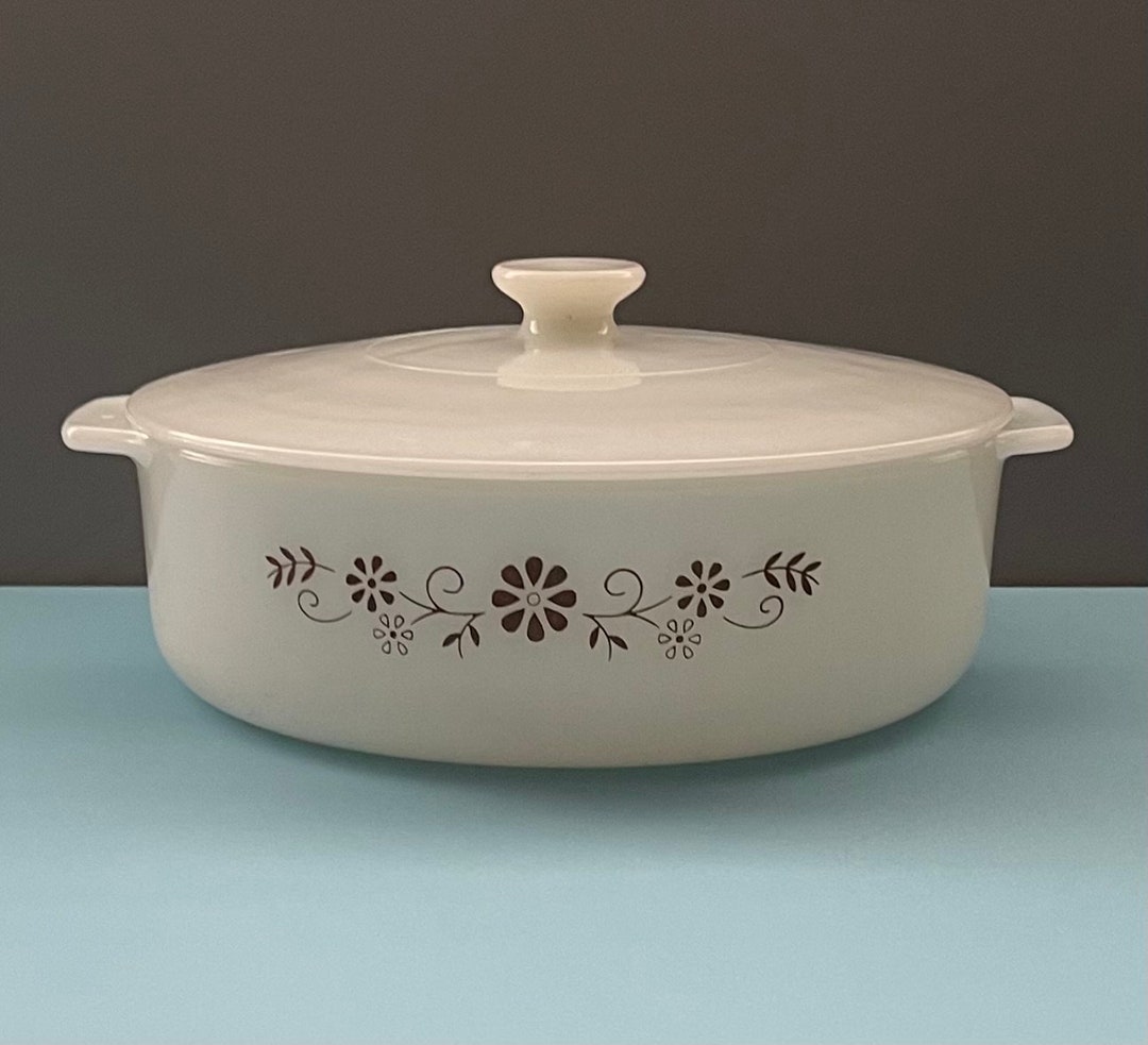 Vintage Dynaware Pyr-o-rey Milk Glass Casserole Baking Dish and Lid With Brown Daisy Print Made ...