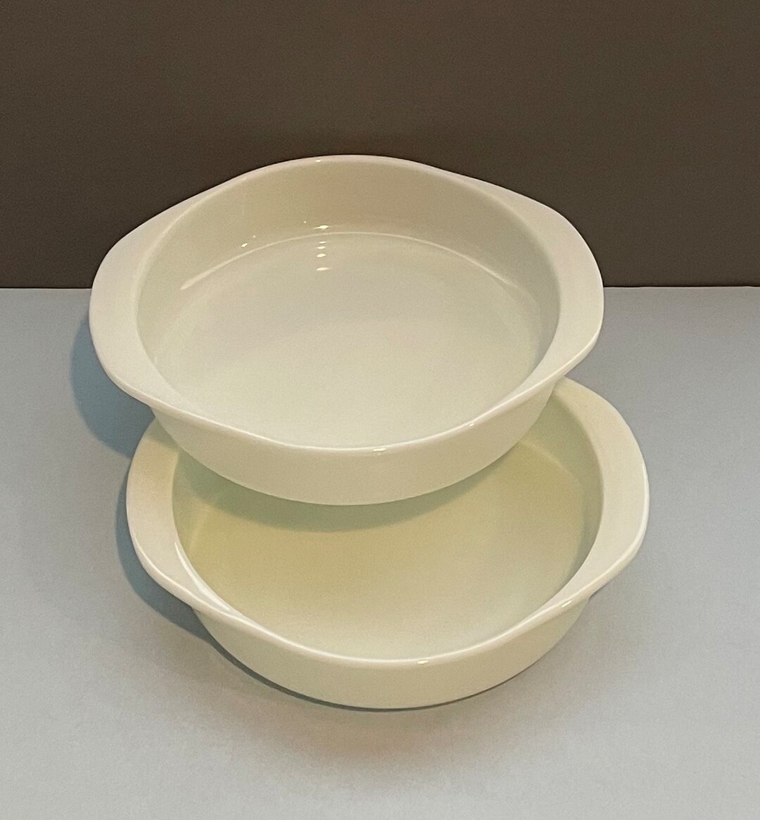 Set of 2 Vintage Pyrex 221 Cake Baking Dishes All Caps PYREX Round Milk ...