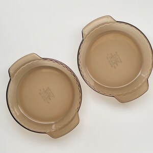 Set of 2 Vintage Anchor Hocking Brown Glass Pie Plates Deep Dish - 9" X ...