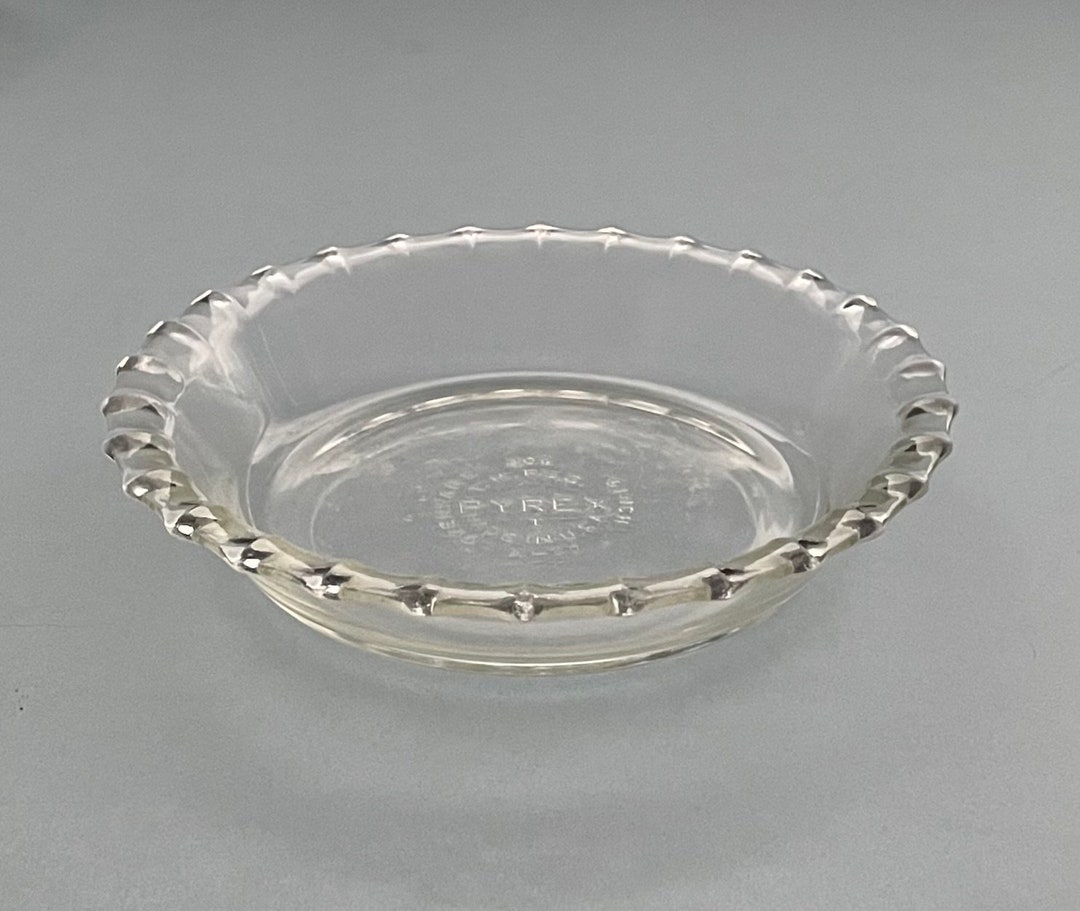 Vintage PYREX 206 Mini Pie Plate 6" All Caps PYREX Scalloped Glass ...