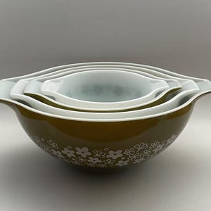 4 Vintage Pyrex Spring Blossom Cinderella Mixing Bowls Full Set of 4 ...