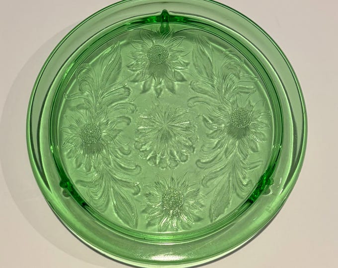 Vintage Green Depression Glass Cake Plate - 10" Sunflower Daisy Pattern ...