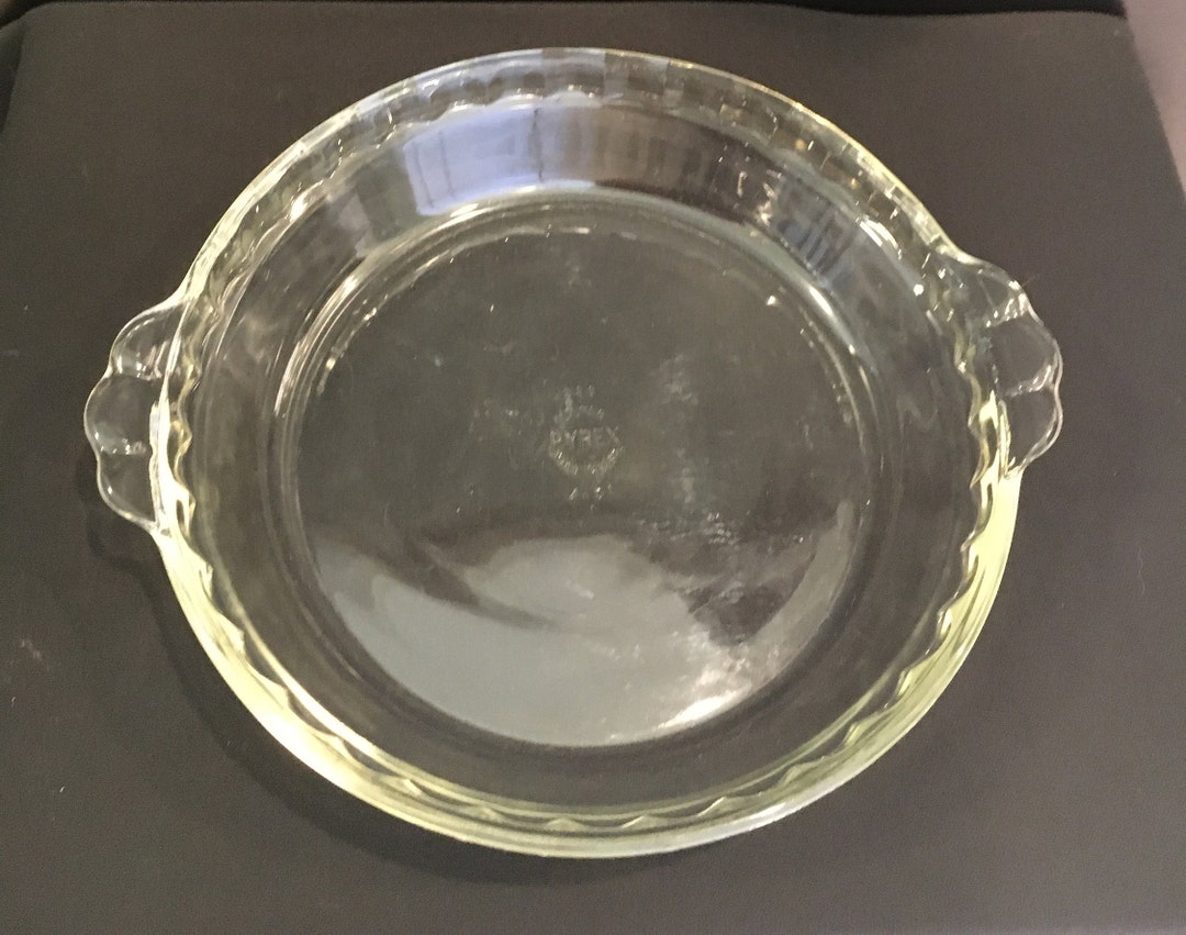 8 1/2 Vintage Pyrex Pie Plate 228 All Caps PYREX Small Scalloped Pie ...