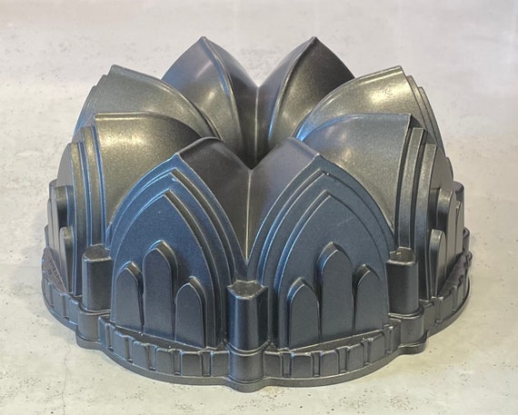 Nordic Ware Cathedral / Castle Birthday Cake Pan Heavy Cast - Etsy