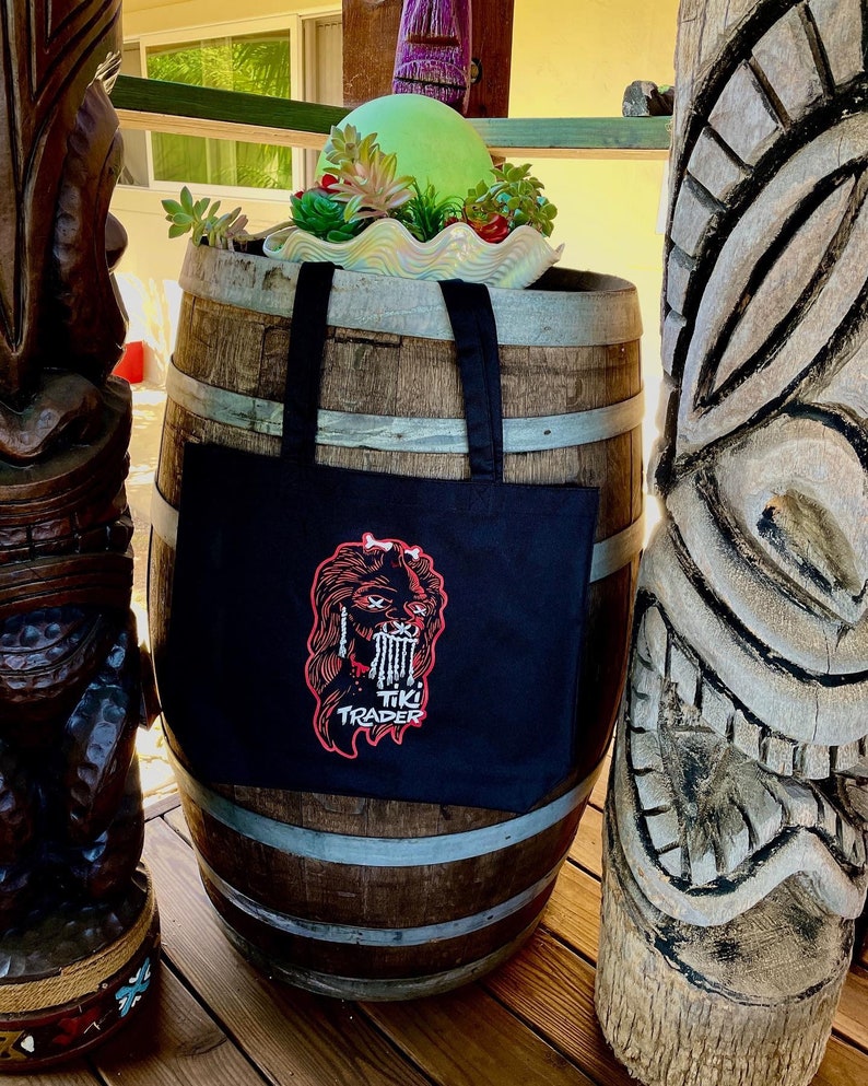 Shrunken Head Tiki Trophy Enamel Pin - Etsy