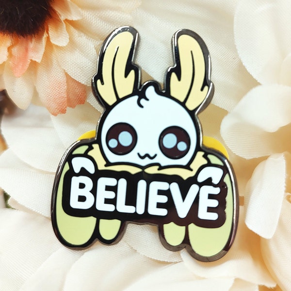 Luna Moth Pin - Etsy