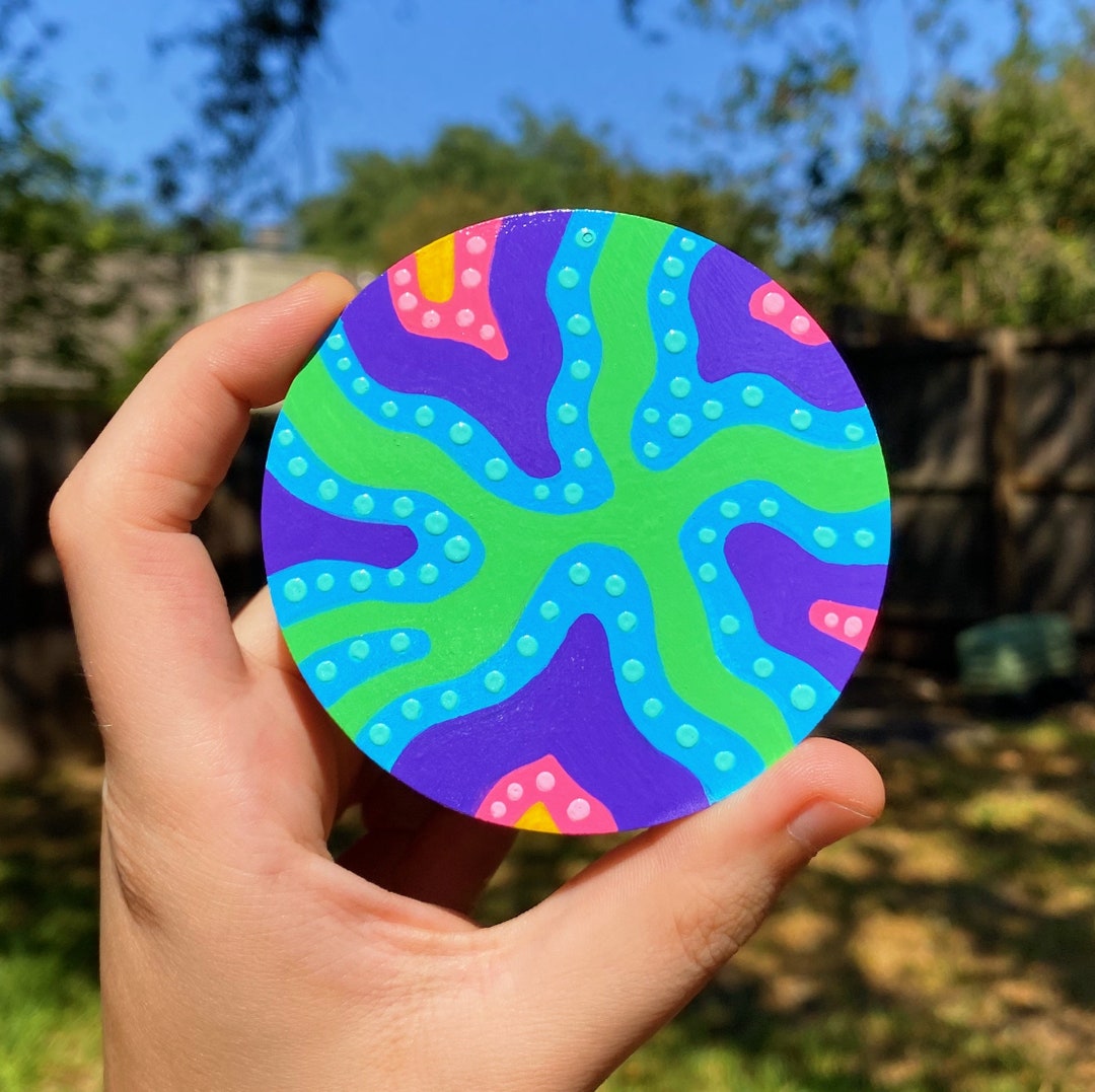 Hand-painted Trippy Dotted Magnets - Etsy