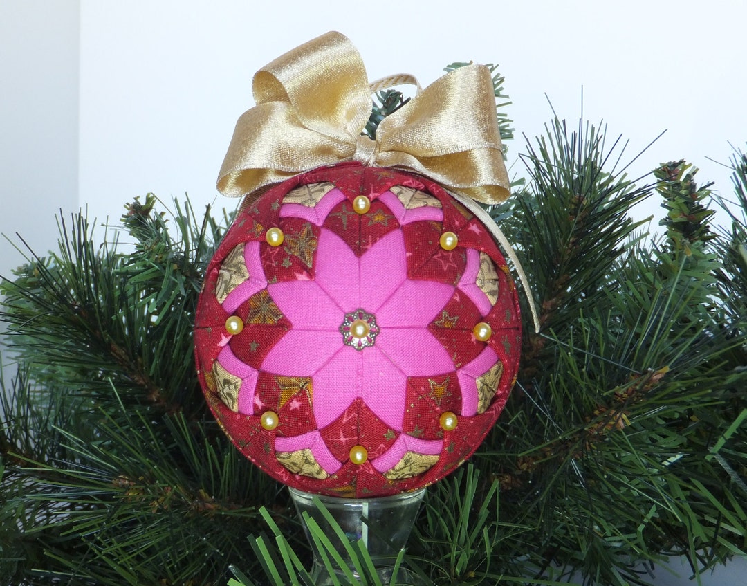 Hot Pink & Gold Star Quilted Christmas Ornament: 3-inch Holiday Decor ...