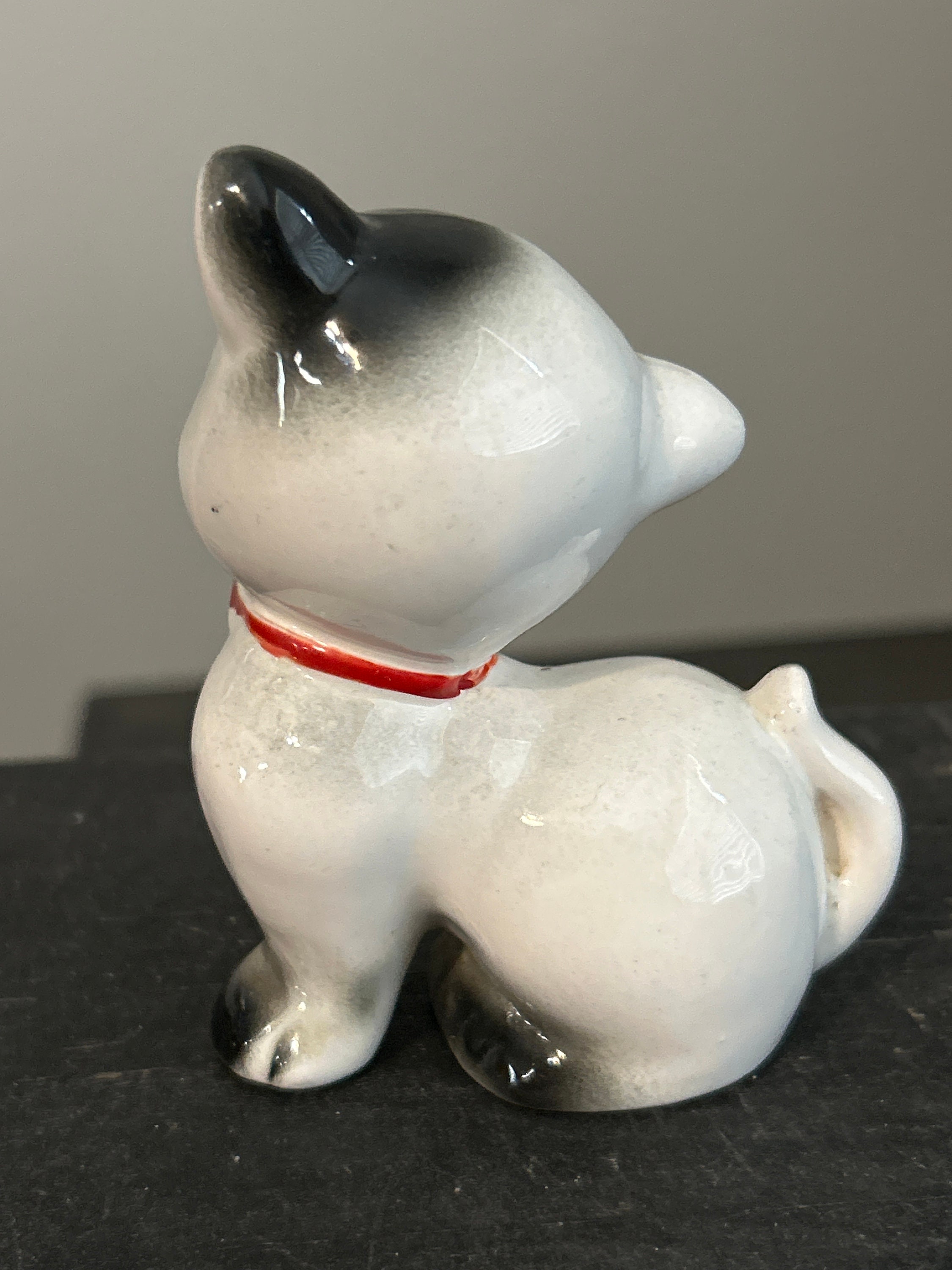 Vintage Made in Japan Cat Figurine With Rhinestone Eyes - Etsy