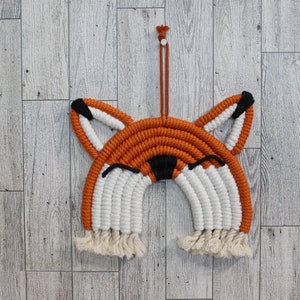 Animal Macrame Rainbow: Nursery Decor, Lion, Zebra, Elephant - Etsy