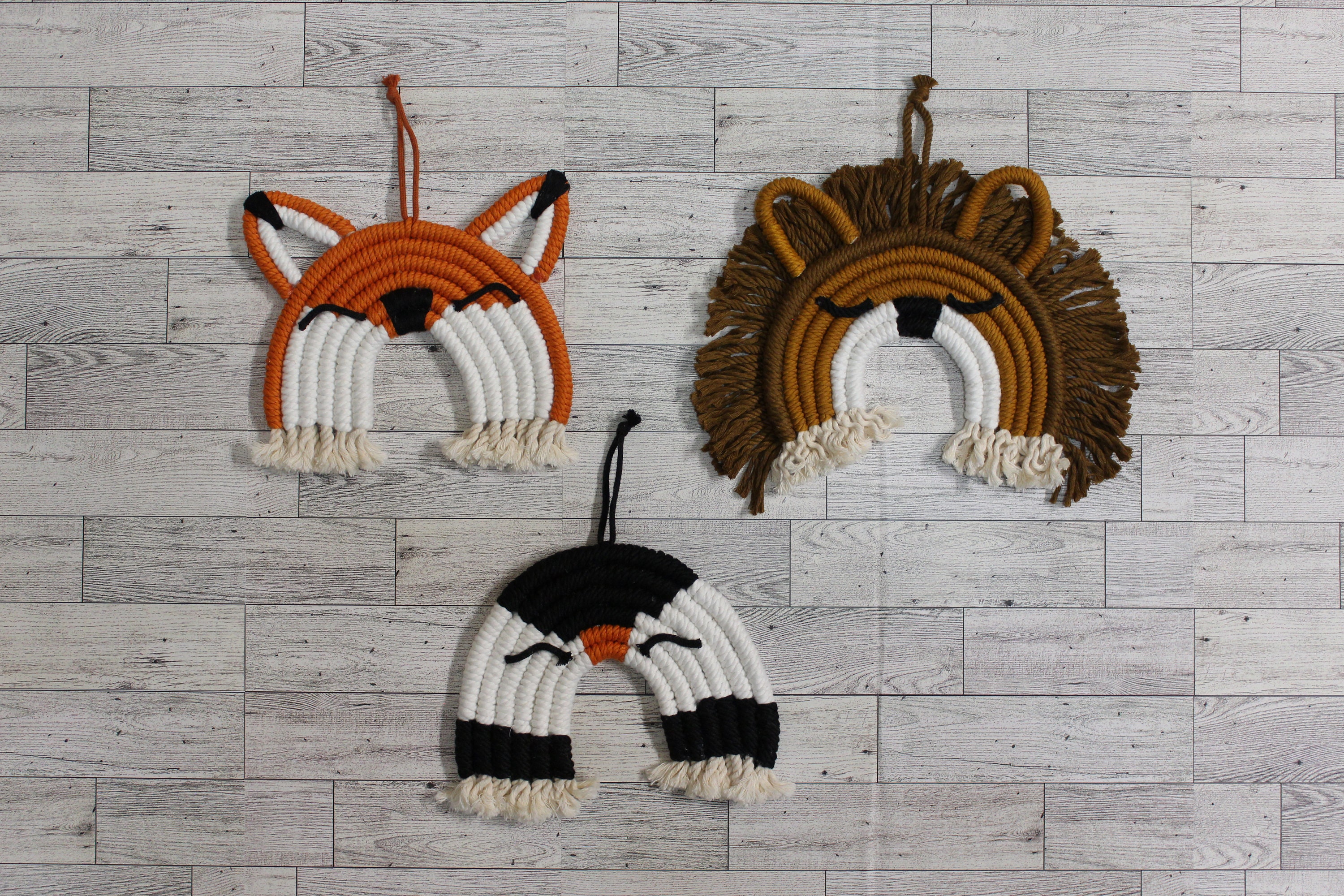 Animal Macrame Rainbow: Nursery Decor, Lion, Zebra, Elephant - Etsy