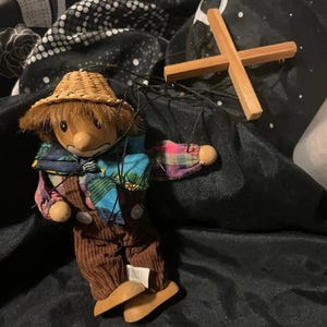 1980s Clown Puppet, Hubao Wooden Marionette - Etsy