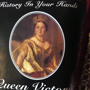 Porcelain Doll Queen Victoria by Costwold Collection ,with Certificate ...
