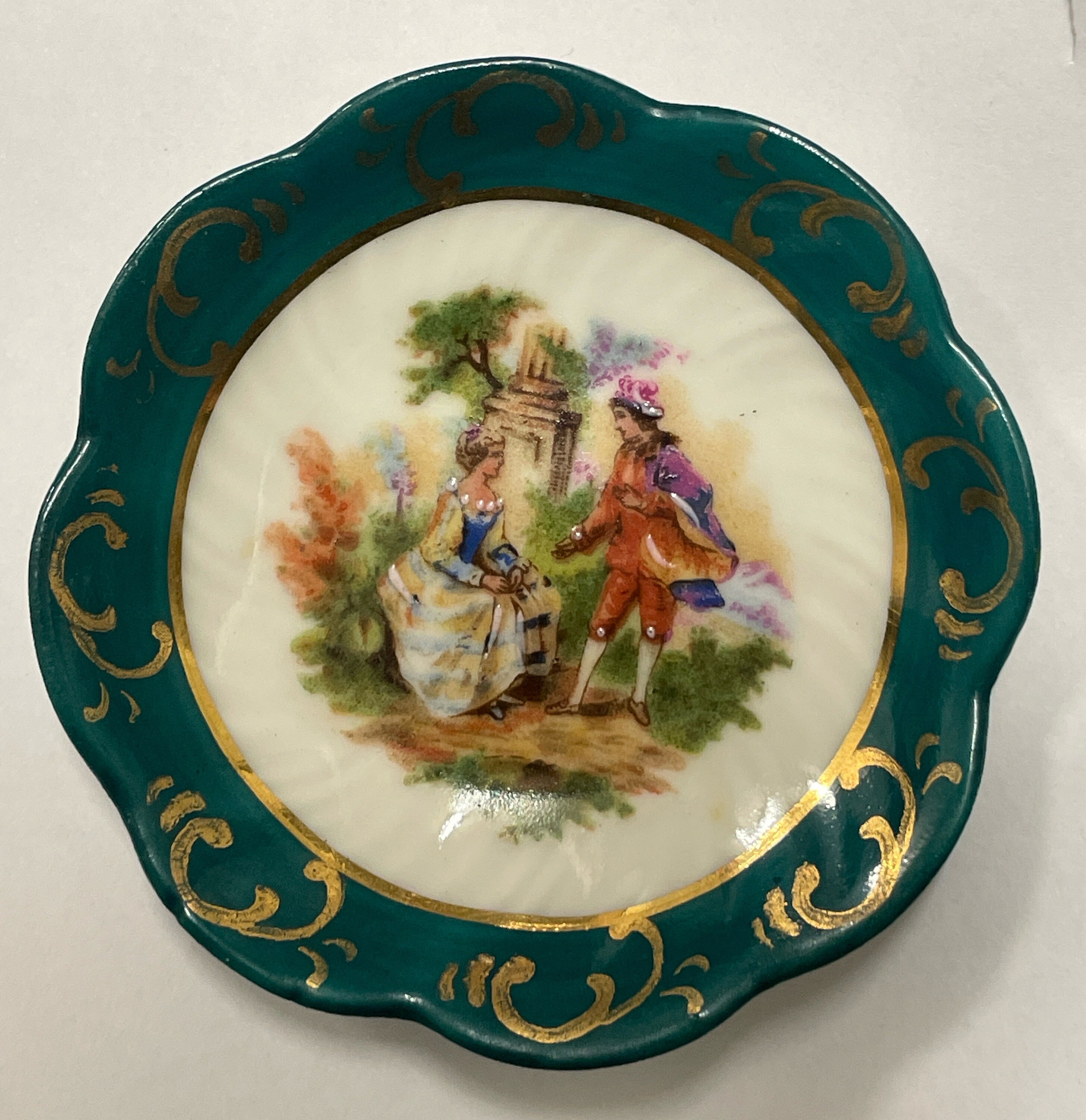 Vintage French Limoges Pill Dish , Marked Limoges France With Couple in ...
