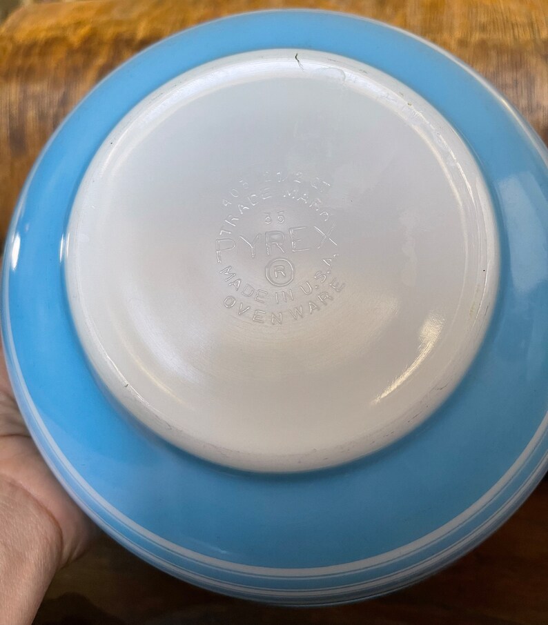 196’s Vintage Pyrex Bowl Blue & White Bowl - Etsy