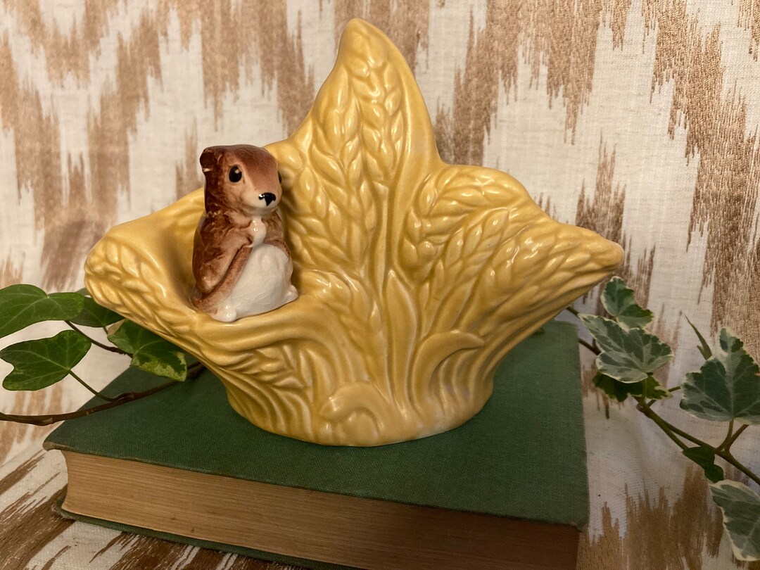 Vintage Sylvac Harvest Mouse and Wheat Sheaf. Style 5244 - Etsy