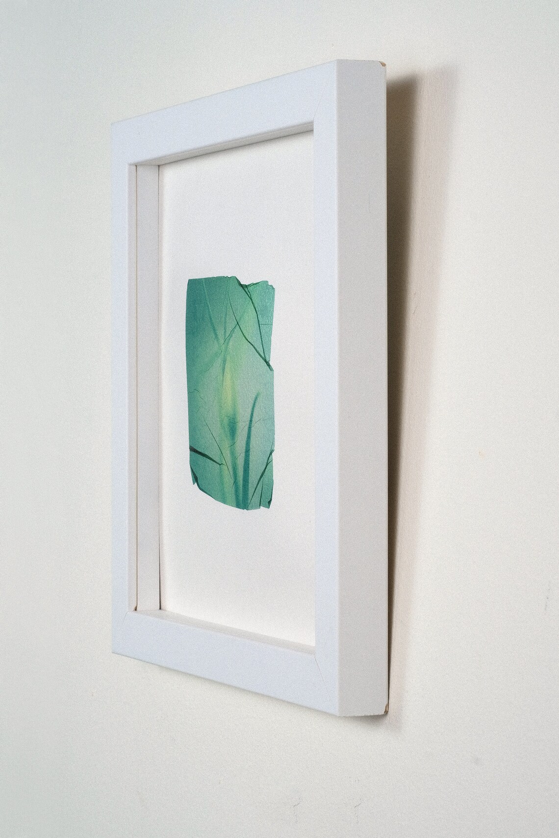 Polaroid Emulsion Art, Studio Apartment Decor, Alien Concept Art ...